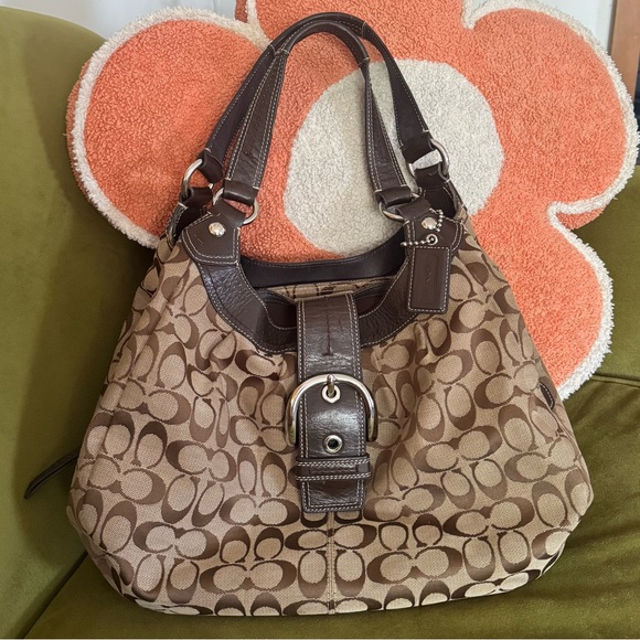 Coach | Bags | Vintage Coach Signature Soho Lynn Large Hobo Brown ...